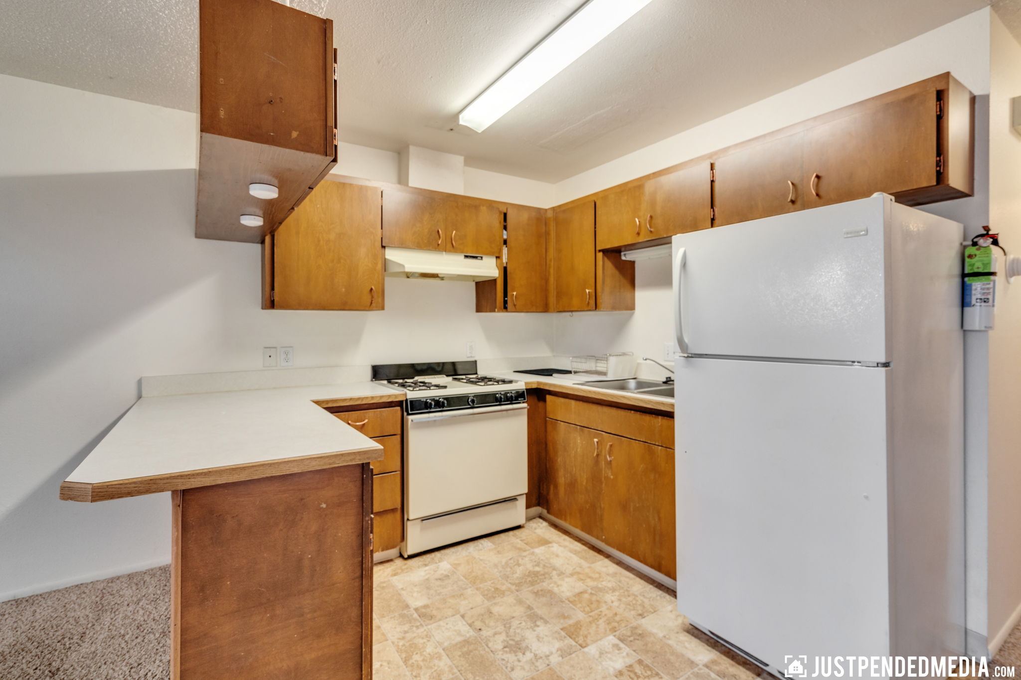 3137 Raspberry Rd, Anchorage, AK 99502 | Just Pended Media