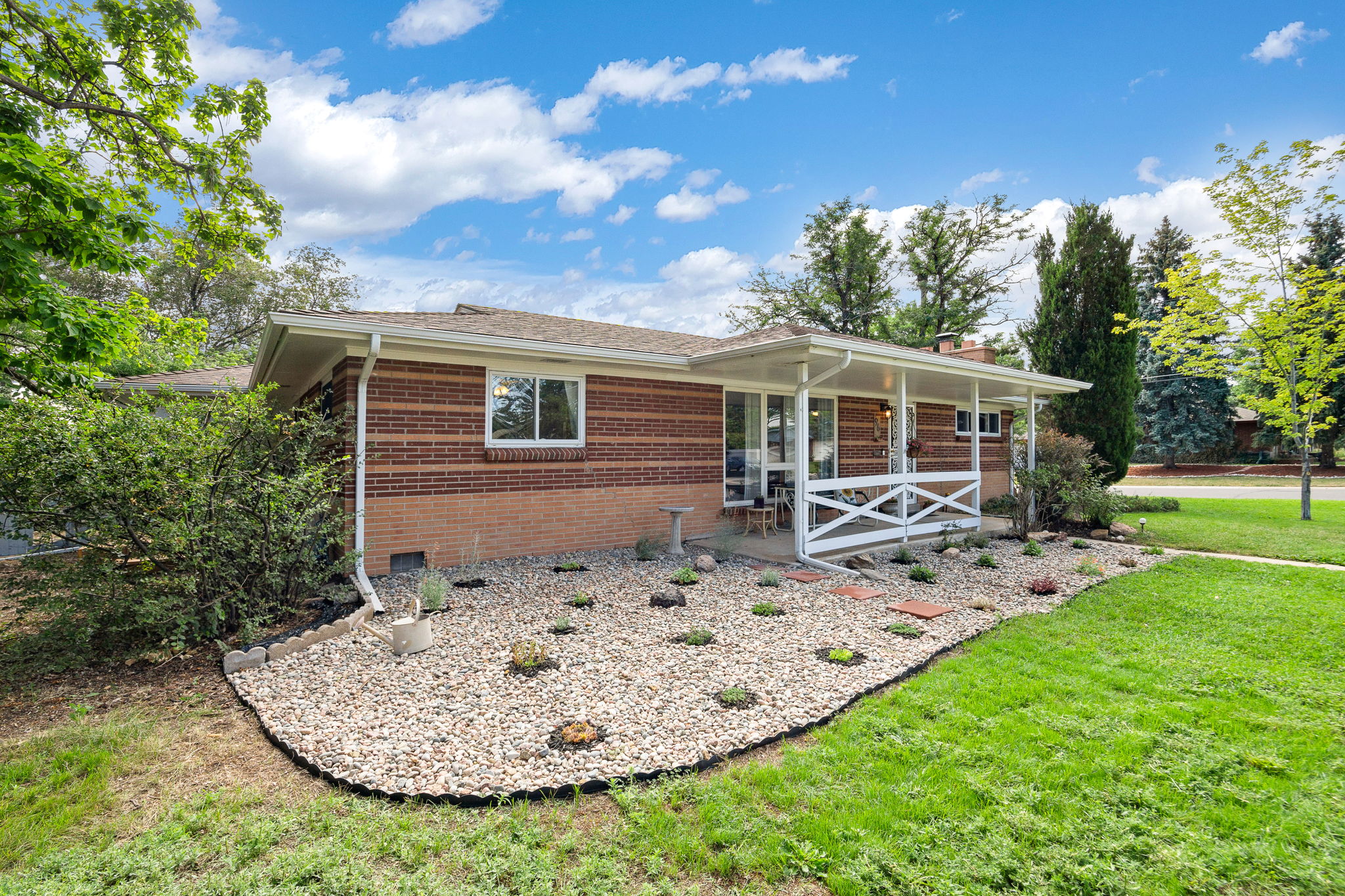 96 S Eaton Ct, Lakewood, CO 80226 | 8z Real Estate