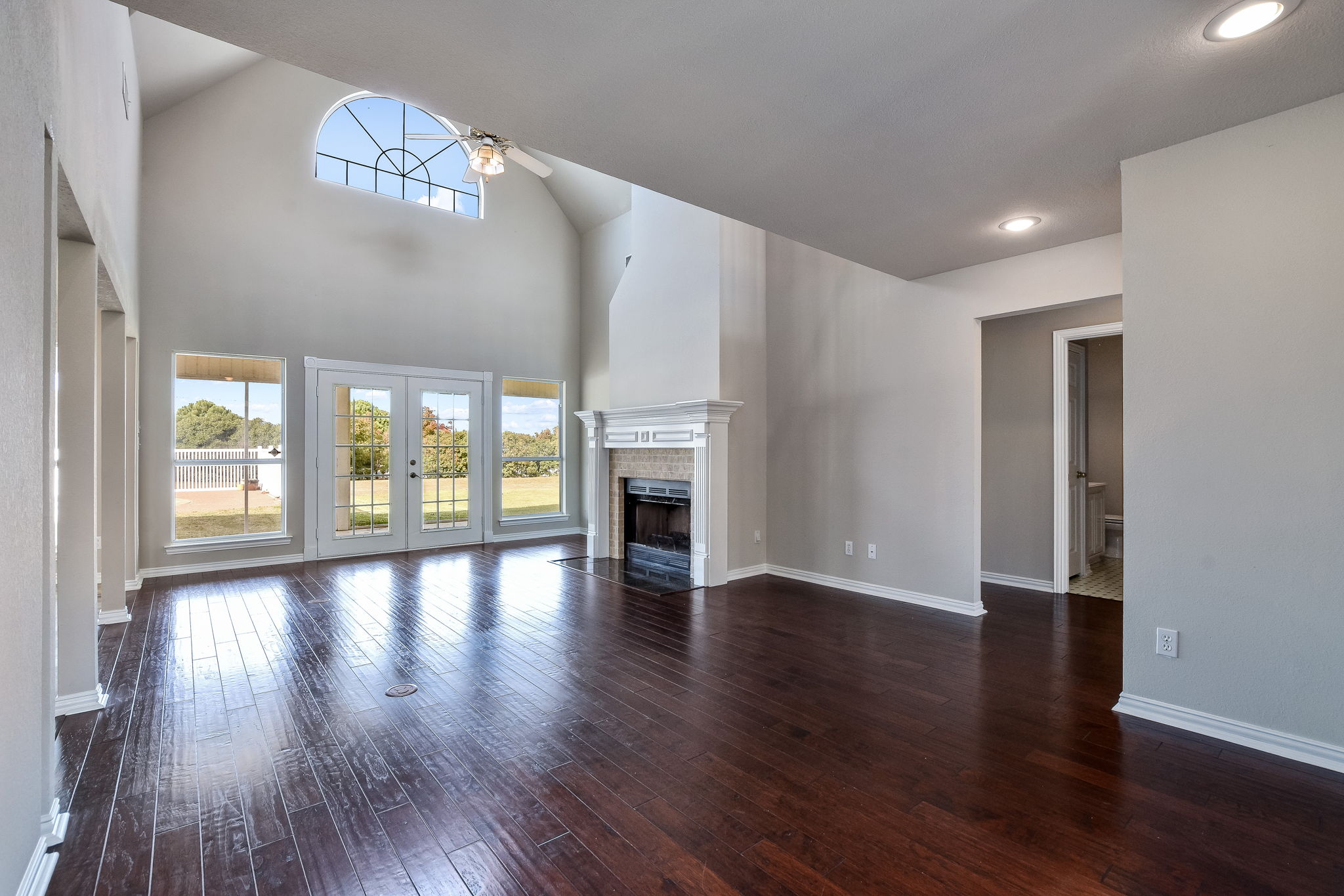 520 S Hardeman Cir, Justin, TX 76247 | Sharp Frame Media