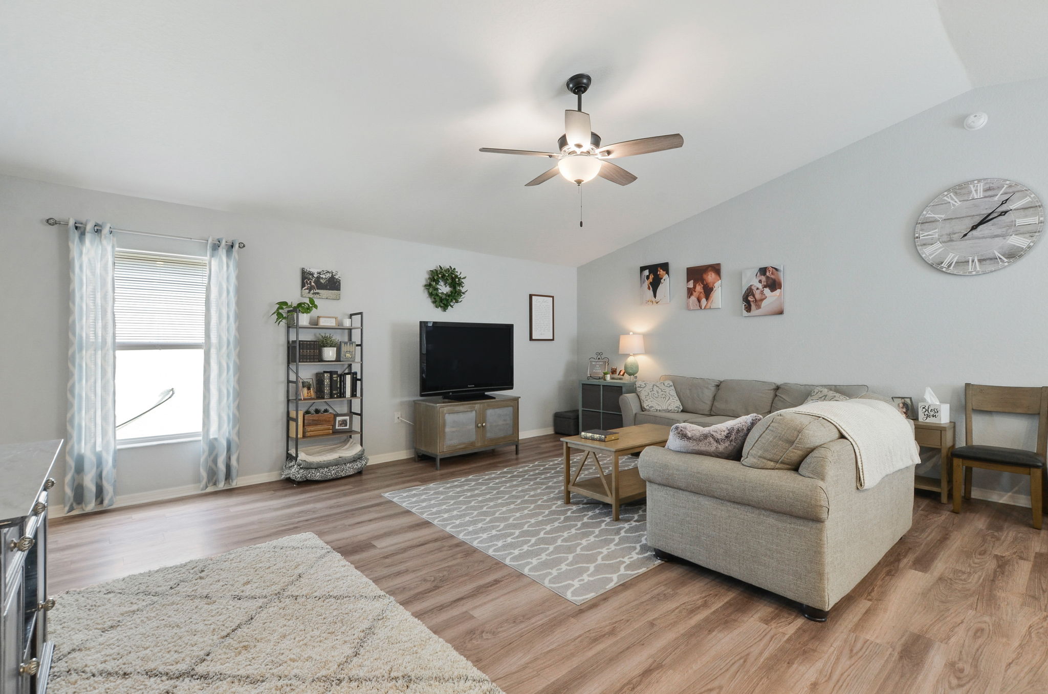 Indigo Oasis Ct, Gibsonton, FL 33534 | HDShowings Real Estate Photography