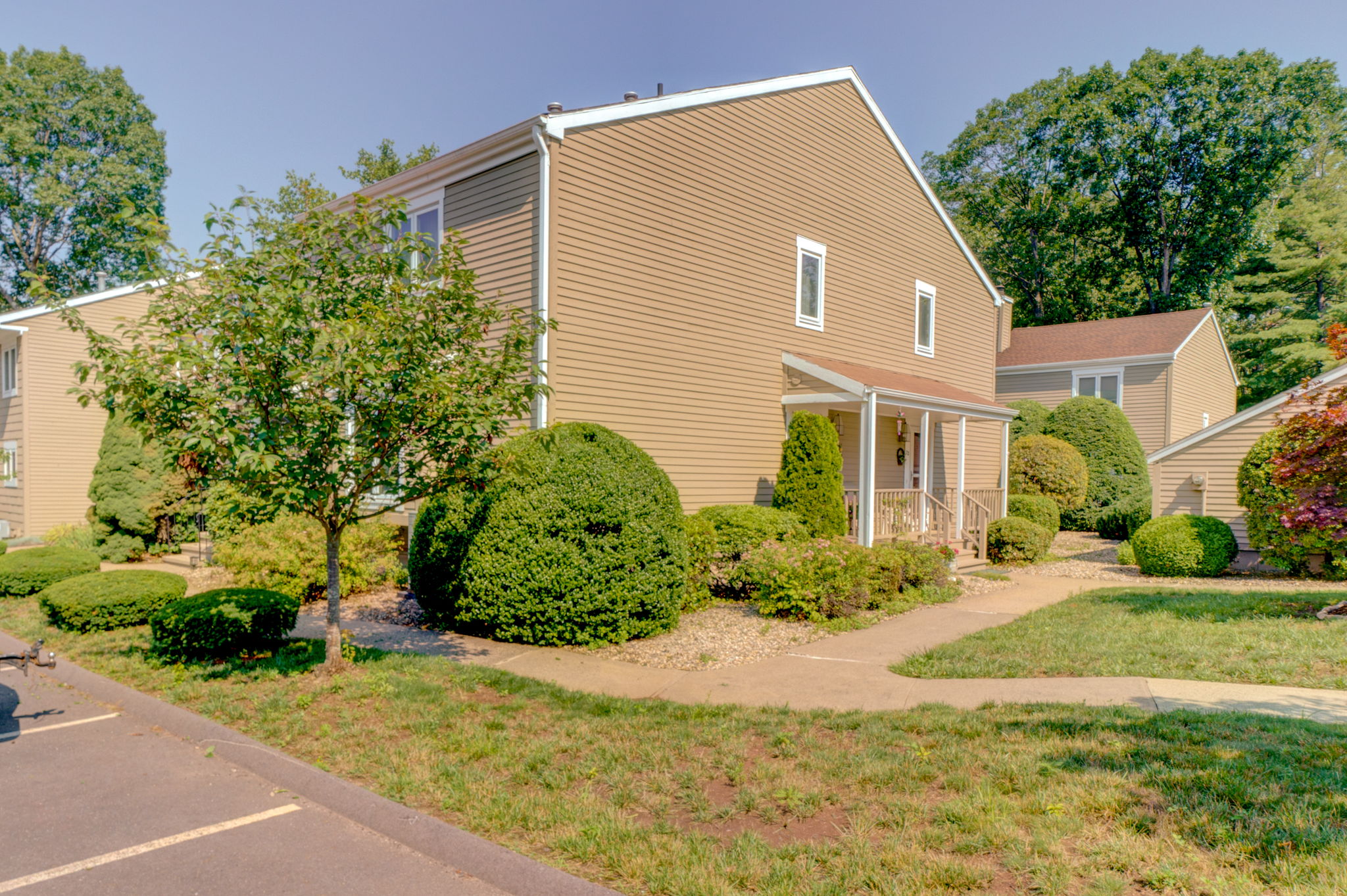 71 Clearview Ct, Southington, CT 06489 | Ed McCullough Photography